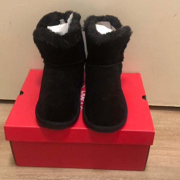 True Craft | Shoes | True Craft Black Faux Fur Lined Boots | Poshmark
